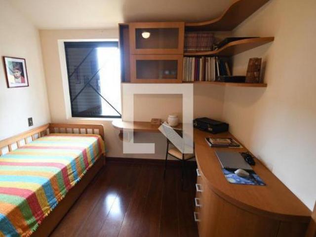 Casa à Venda Jardim Madalena, 5 Quartos, 400 m2