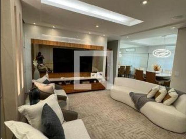 Casa à Venda Jardim Maia, 4 Quartos, 410 m² Guarulhos