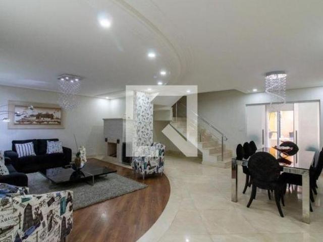 Casa à Venda Jardim Maia, 4 Quartos, 430 m² Guarulhos