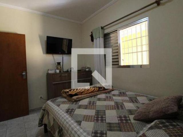 Casa à Venda Jardim Marajoara, 4 Quartos, 150 m2