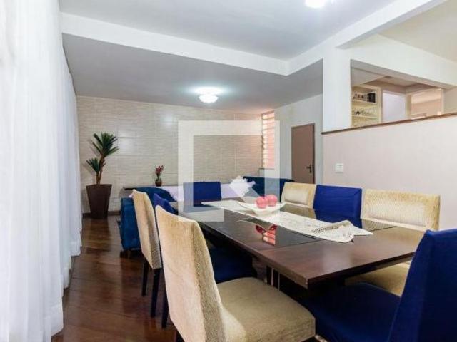 Casa à Venda Jardim Marajoara, 4 Quartos, 240 m2