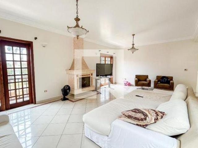Casa à Venda Jardim Marajoara, 5 Quartos, 300 m2