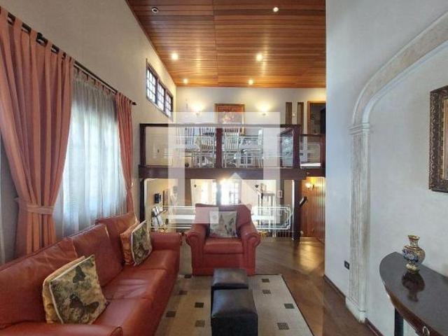 Casa à Venda Jardim Marajoara, 6 Quartos, 500 m2