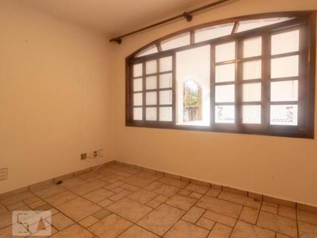 Casa à Venda Jardim Marajoara, 2 Quartos, 100 m2