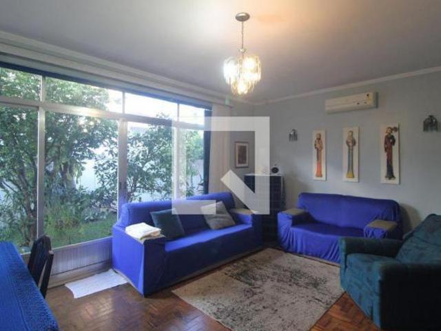 Casa à Venda Jardim Marajoara, 2 Quartos, 140 m2