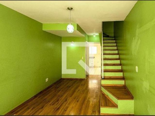Casa à Venda Jardim Marajoara, 2 Quartos, 72 m2