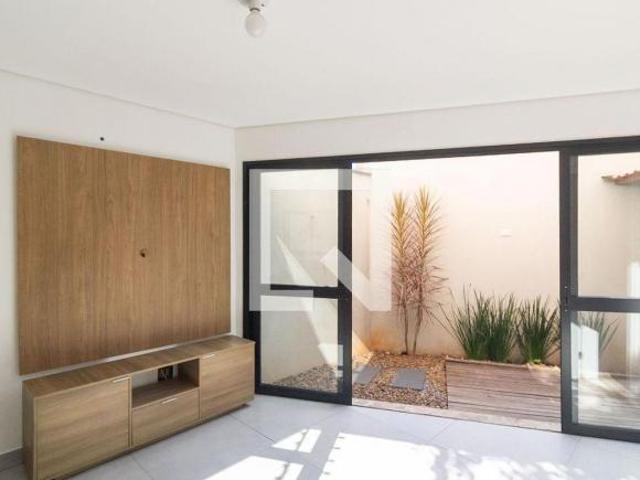 Casa à Venda Jardim Marajoara, 2 Quartos, 80 m2