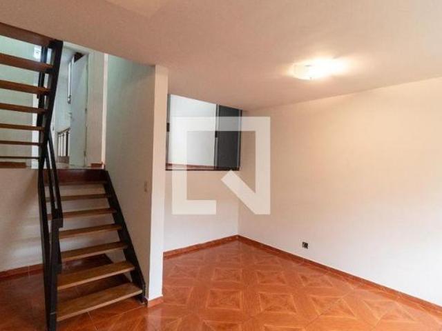 Casa à Venda Jardim Marajoara, 3 Quartos, 128 m2