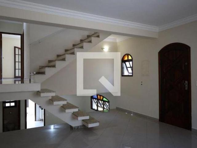 Casa à Venda Jardim Marajoara, 3 Quartos, 131 m² São Paulo