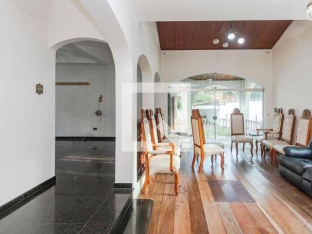 Casa à Venda Jardim Marajoara, 3 Quartos, 296 m2