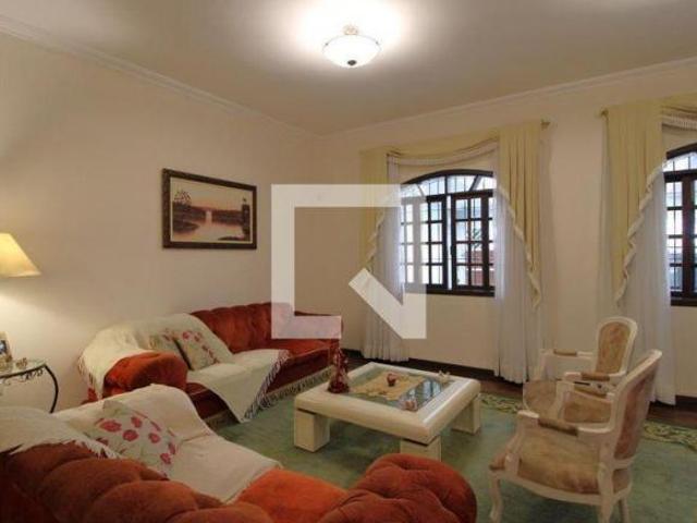 Casa à Venda Jardim Marajoara, 3 Quartos, 300 m2