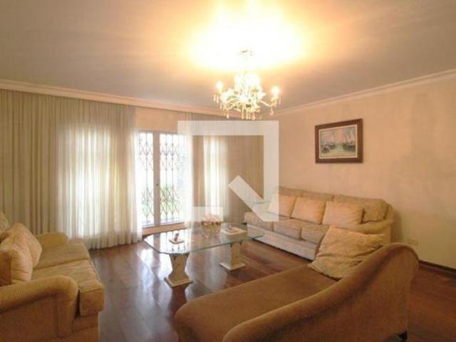 Casa à Venda Jardim Marajoara, 3 Quartos, 500 m2