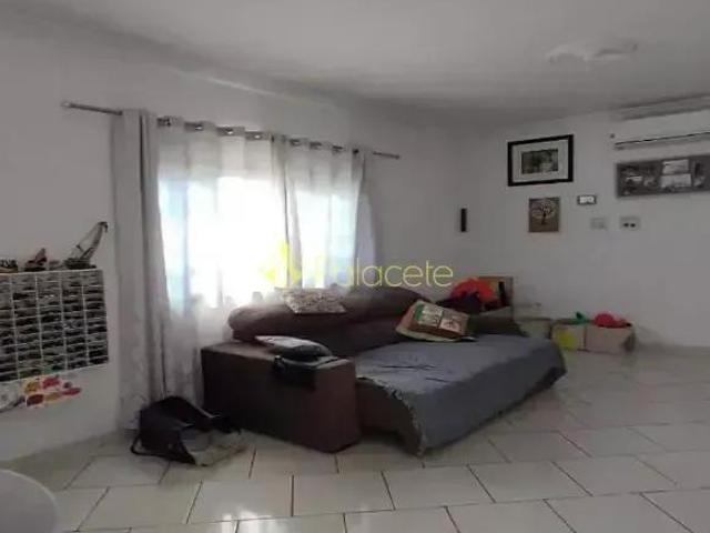 Casa à venda, Jardim Maria Emília, Pindamonhangaba, SP