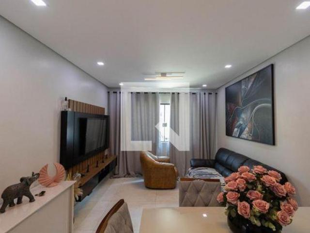 Casa à Venda Jardim Maringá, 2 Quartos, 185 m² São Paulo