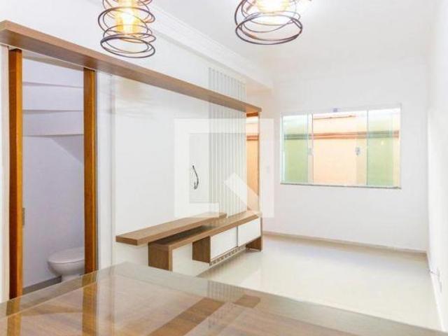 Casa à Venda Jardim Marisa, 2 Quartos, 74 m² São Paulo