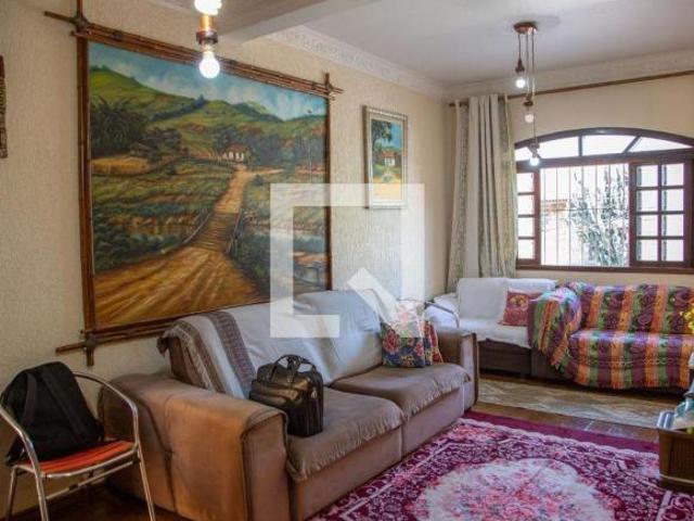 Casa à Venda Jardim Marisa, 3 Quartos, 80 m2