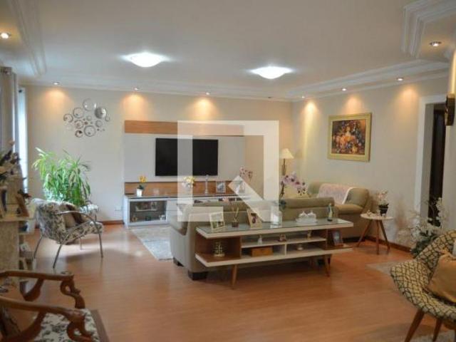 Casa à Venda Jardim Milena, 2 Quartos, 250 m2