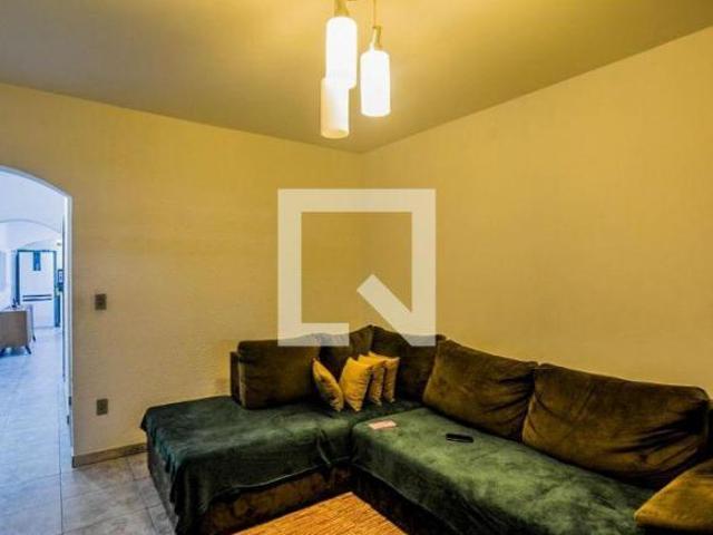 Casa à Venda Jardim Milena, 3 Quartos, 400 m² Santo André