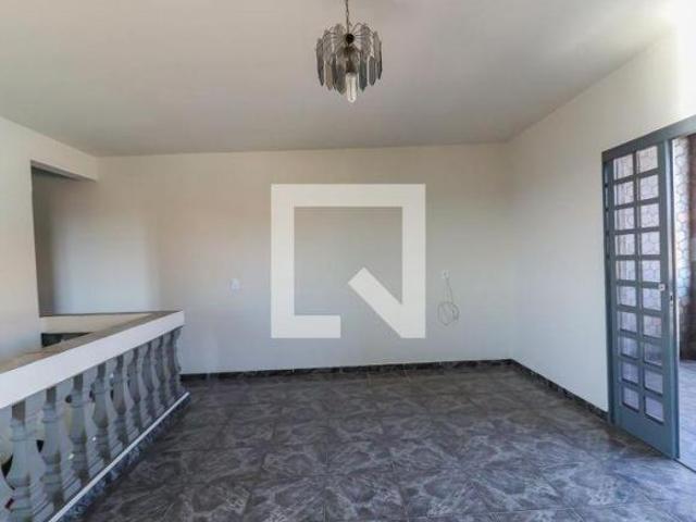 Casa à Venda Jardim Mirante, 6 Quartos, 129 m² Várzea Paulista