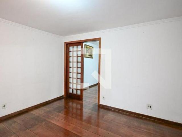 Casa à Venda Jardim Monte Alegre, 3 Quartos, 200 m² Taboão da Serra