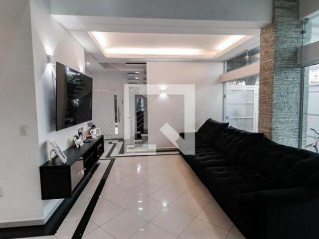 Casa à Venda Jardim Monte Alegre, 3 Quartos, 360 m² Taboão da Serra