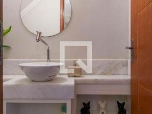 Casa à Venda Jardim Monte Kemel, 2 Quartos, 100 m2