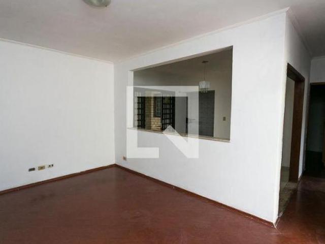 Casa à Venda Jardim Monte Kemel, 2 Quartos, 135 m2