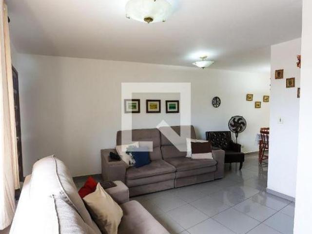 Casa à Venda Jardim Monte Kemel, 3 Quartos, 100 m2
