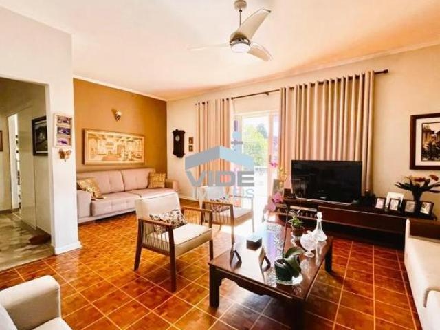 CASA Á VENDA | JARDIM NOSSA SENHORA AUXILIADORA, CAMPINAS | 4 QUARTOS, 6 VAGAS