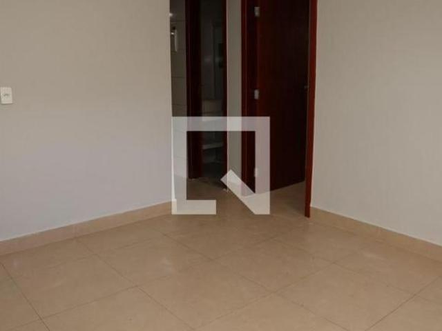 Casa à Venda Jardim Novo Mundo, 2 Quartos, 120 m² Goiânia