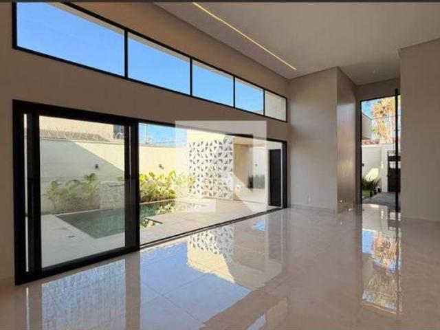 Casa à Venda Jardim Atlântico, 4 Quartos, 248 m² Goiânia