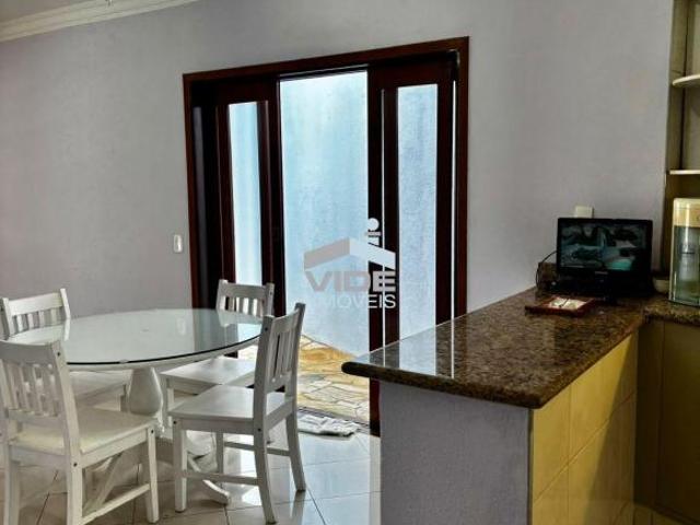 CASA À VENDA JARDIM AURÉLIA, CAMPINAS | 3 QUARTOS, PISCINA AQUECIDA, 4 VAGAS