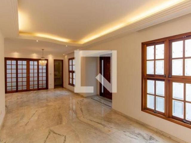 Casa à Venda Jardim Avelino, 3 Quartos, 266 m² São Paulo