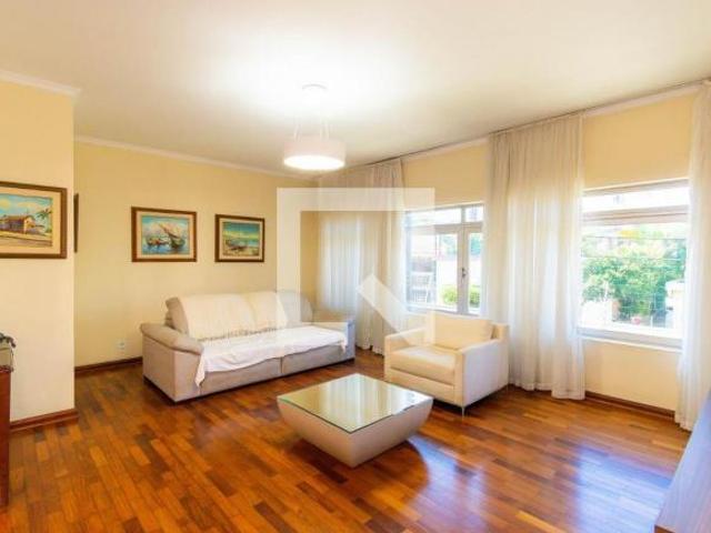 Casa à Venda Jardim Avelino, 3 Quartos, 280 m2