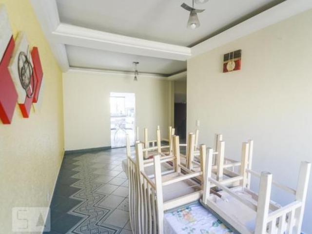 Casa à Venda Jardim Avelino, 3 Quartos, 400 m2