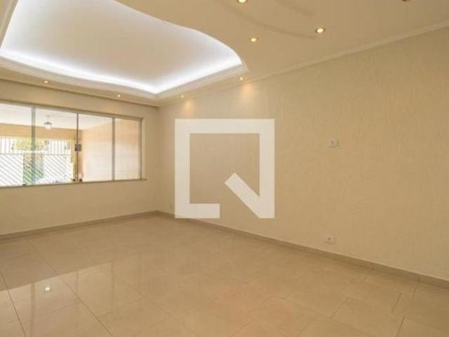 Casa à Venda Jardim Avelino, 4 Quartos, 250 m2
