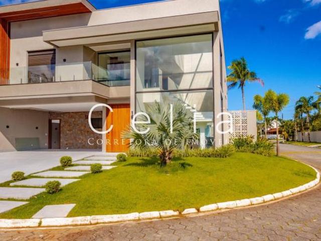 Casa à Venda, Jardim Acapulco, Guarujá, SP