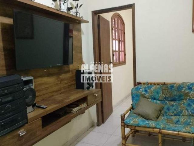 Casa a venda Jardim Alterosa em lote de 564m²