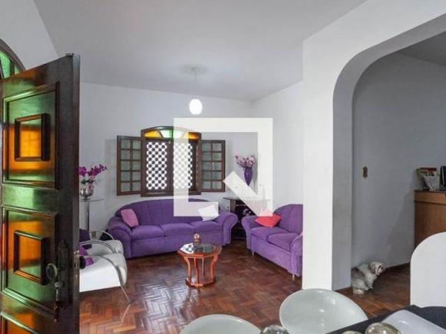 Casa à Venda Jardim América, 4 Quartos, 200 m² Belo Horizonte
