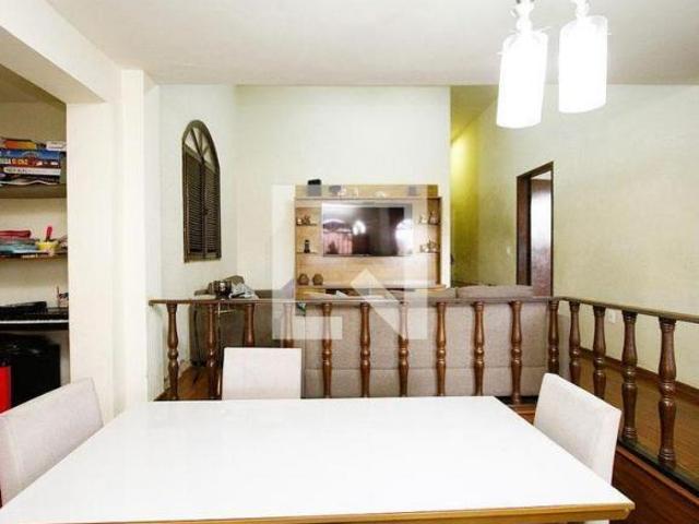 Casa à Venda Jardim América, 4 Quartos, 370 m² Belo Horizonte