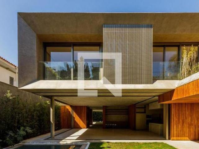 Casa à Venda Jardim América, 5 Quartos, 620 m² São Paulo