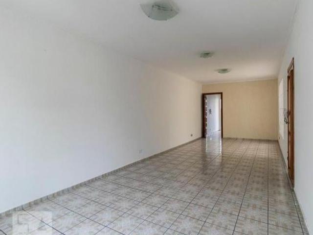 Casa à Venda Jardim Anália Franco, 3 Quartos, 200 m² São Paulo