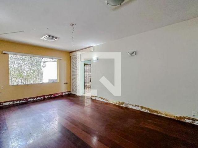 Casa à Venda Jardim Anália Franco, 3 Quartos, 400 m² São Paulo