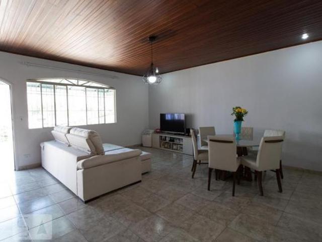 Casa à Venda Jardim Anália Franco, 2 Quartos, 175 m² São Paulo