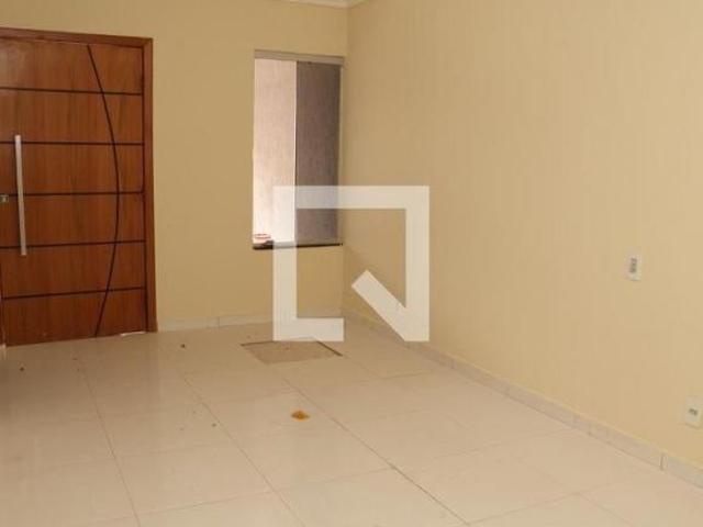 Casa à Venda Jardim Balneário Meia Ponte, 3 Quartos, 102 m² Goiânia