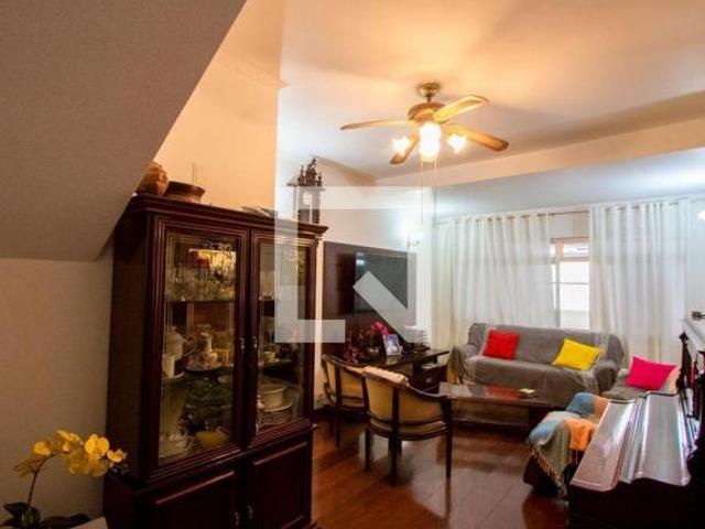 Casa à Venda Jardim Bela Vista, 3 Quartos, 229 m2