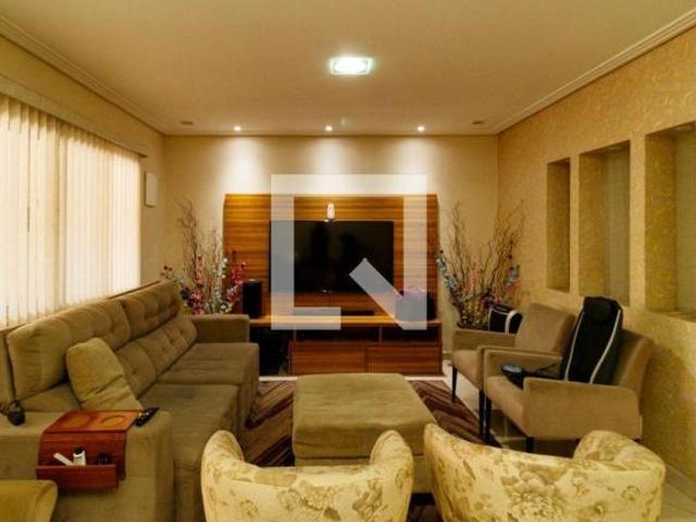 Casa à Venda Jardim Brasil, 4 Quartos, 199 m2