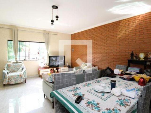 Casa à Venda Jardim Brasil, 2 Quartos, 200 m2