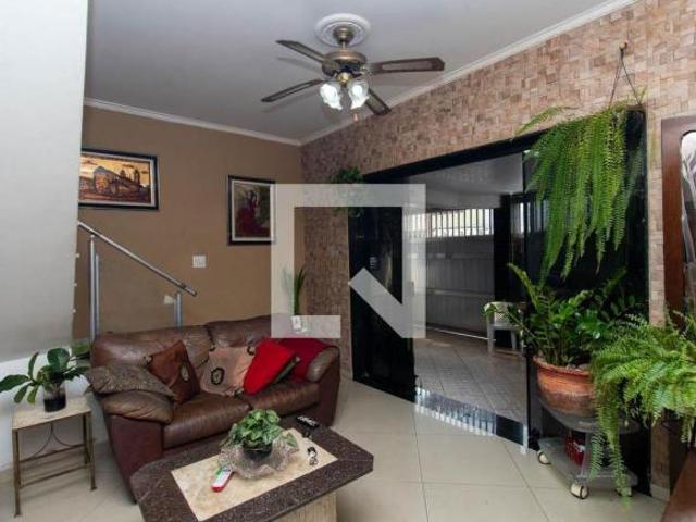 Casa à Venda Jardim Brasil, 3 Quartos, 200 m2