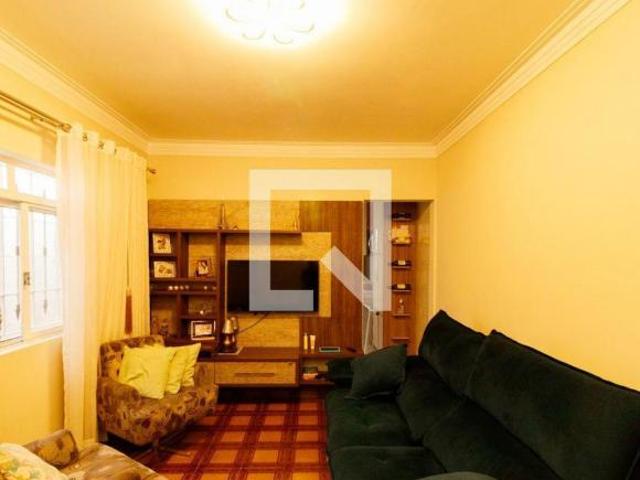 Casa à Venda Jardim Brasil, 3 Quartos, 200 m2